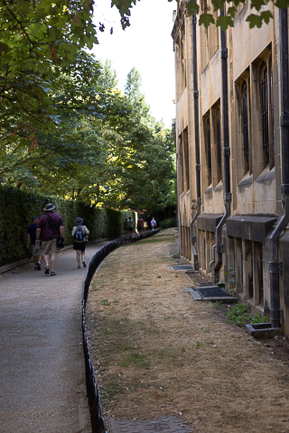 oxford-walk-aug22-merton-walk - Ian Hardacre