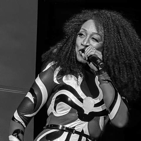 Beverley Knight at Reading's Hexagon: Tuesday 17th October 2023 - Ian ...